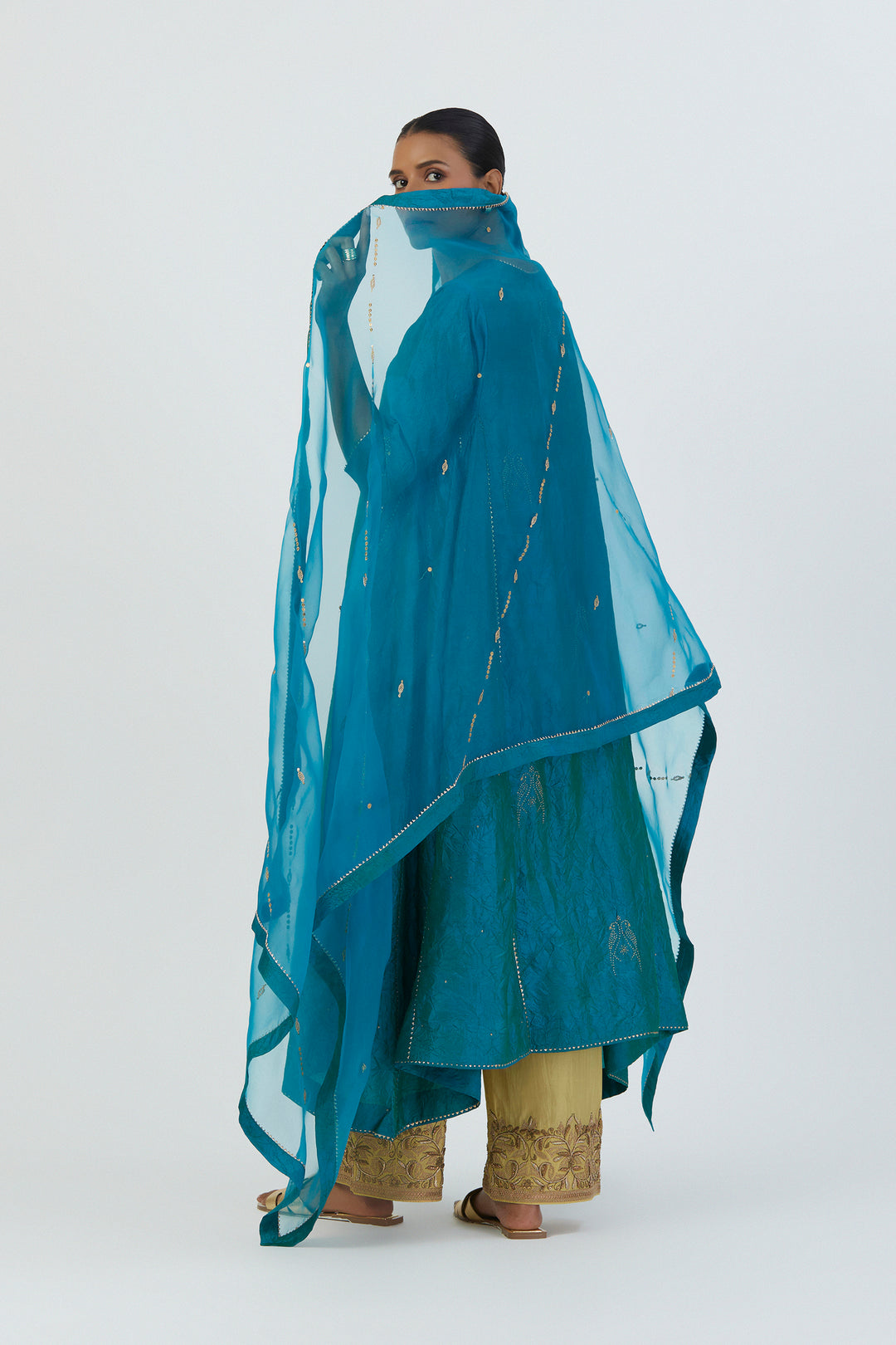 Mayar Dupatta-Phirosa – Lajjoo